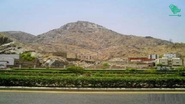 Exploring the Majestic Mountain Ranges Around Makkah | Saudi Scoop